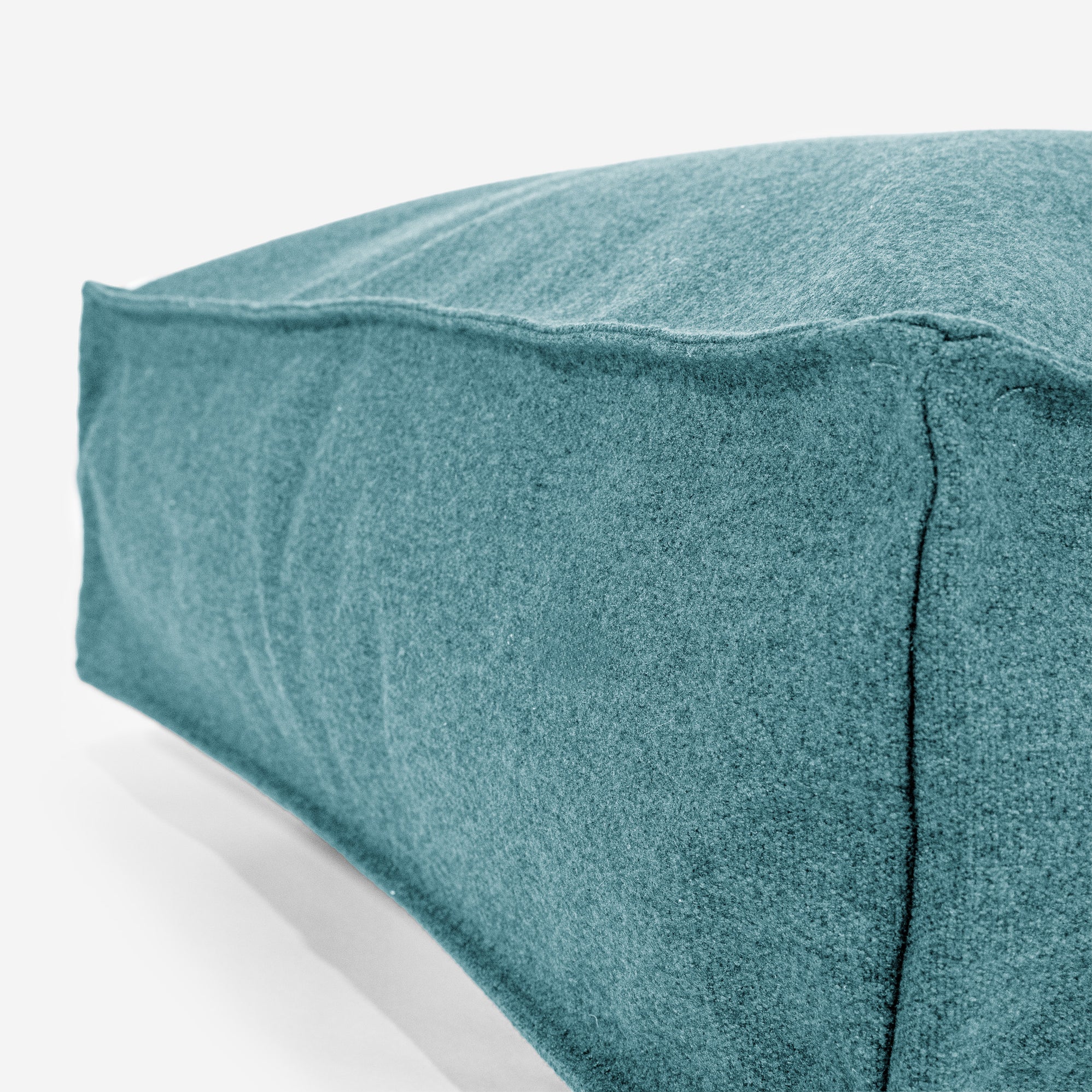 Lounge Pug Groot Vloerkussen Interalli Wol Aqua– Big Bertha Original NL